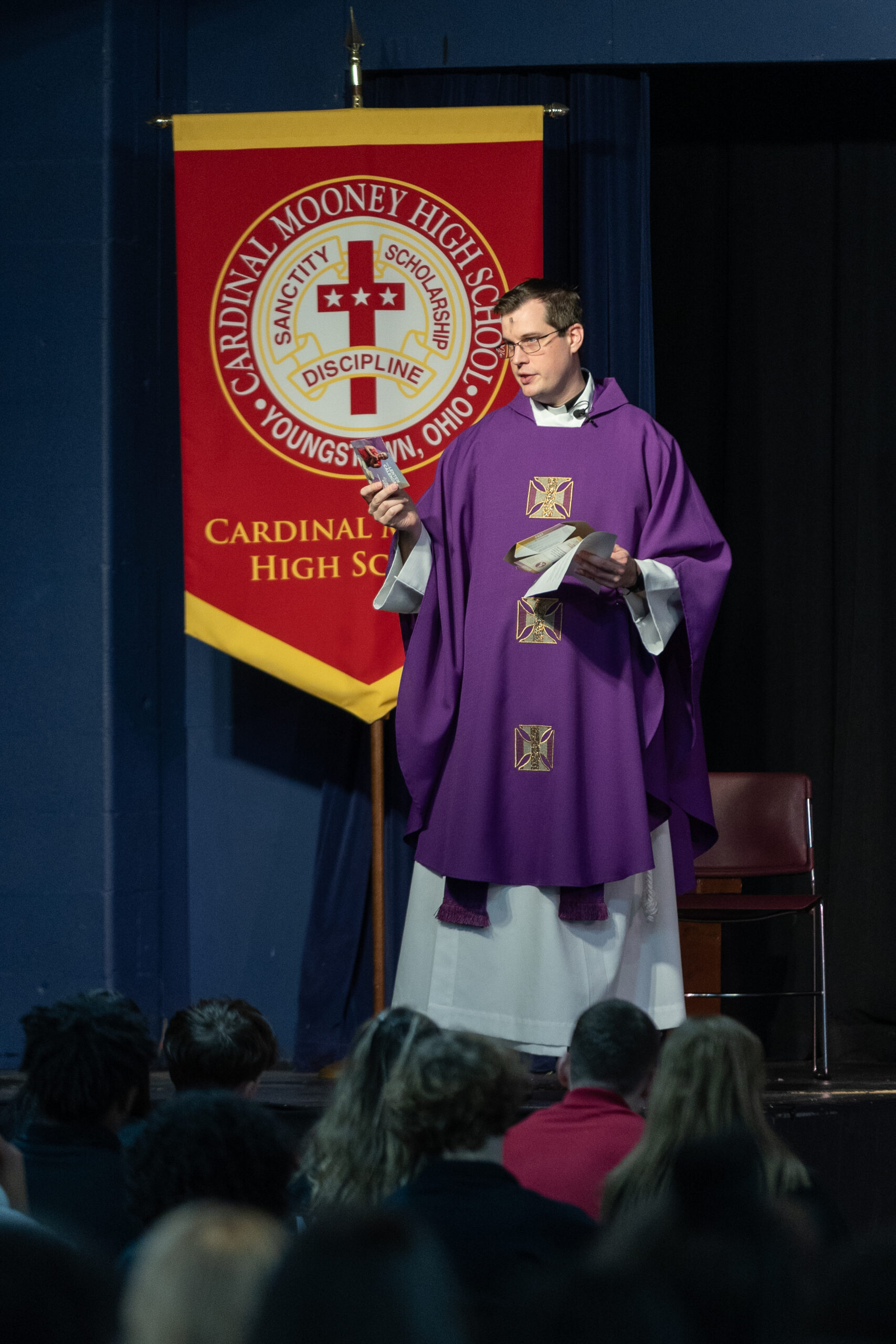 Cardinal Mooney takes part in CRS Rice Bowl program - Cardinal Mooney